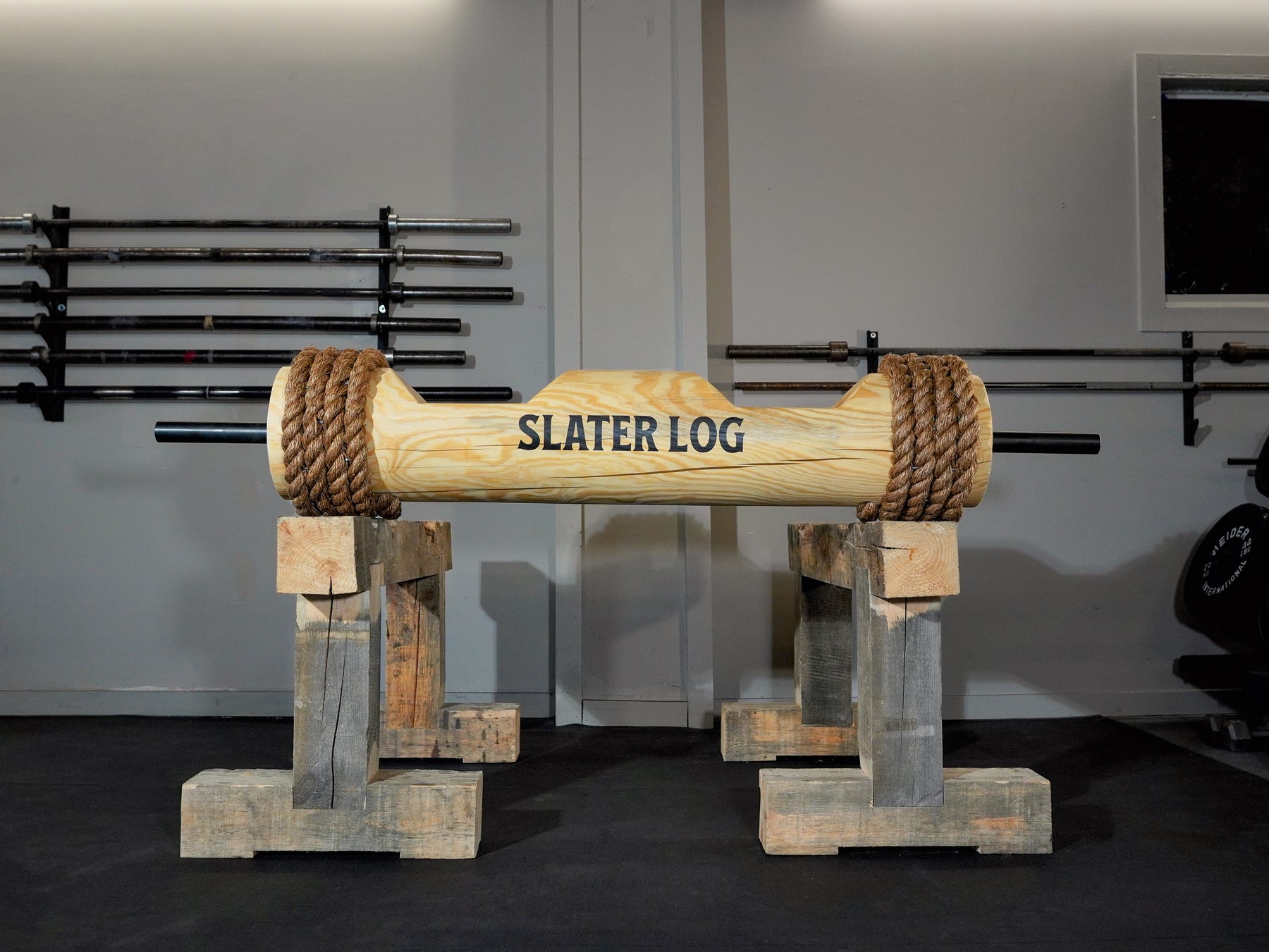 Strongman Lifting Logs